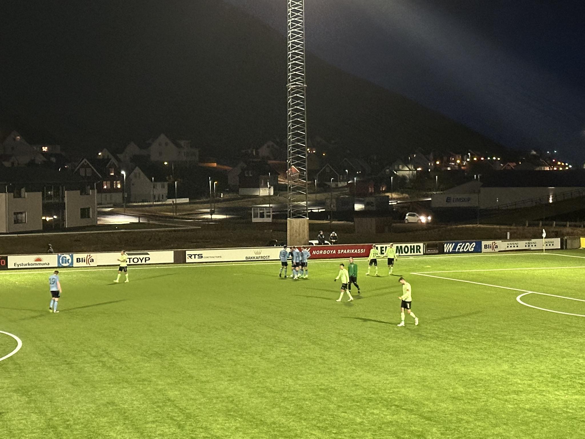 Tipparar um FM 2024: Púra javnt millum KÍ og Víking