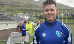 Hesir fýra hava leikbann vegna gul kort